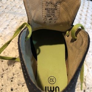 Umi | Shoes | Umi Blue Suede Boys Shoes Sz Us Green Sole | Poshmark